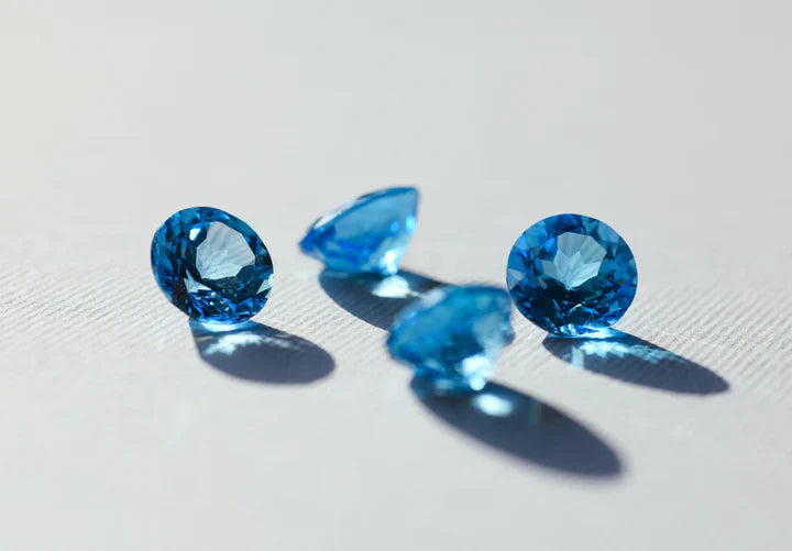 Crystals vs. Gemstones: What’s the Real Difference? – Azzallure